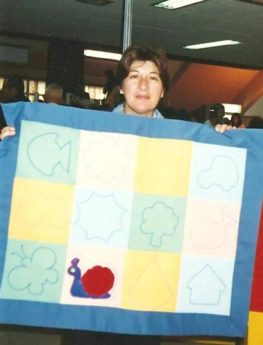 Emotivo homenaje en la Escuela "El Dique" a la docente fallecida Norma ...