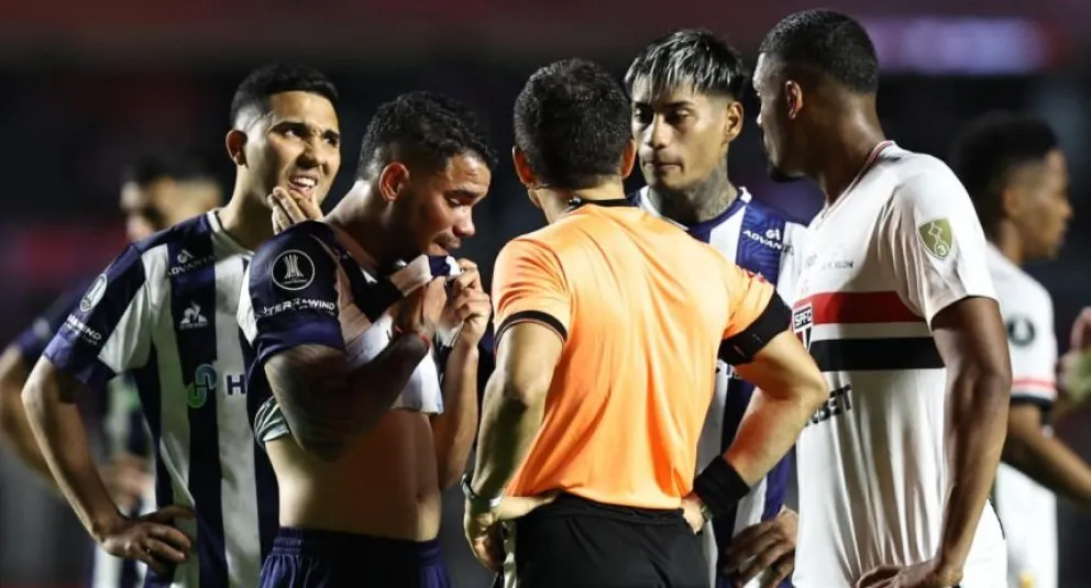 Racismo en Copa Libertadores: un jugador de Talleres denunció que un ...