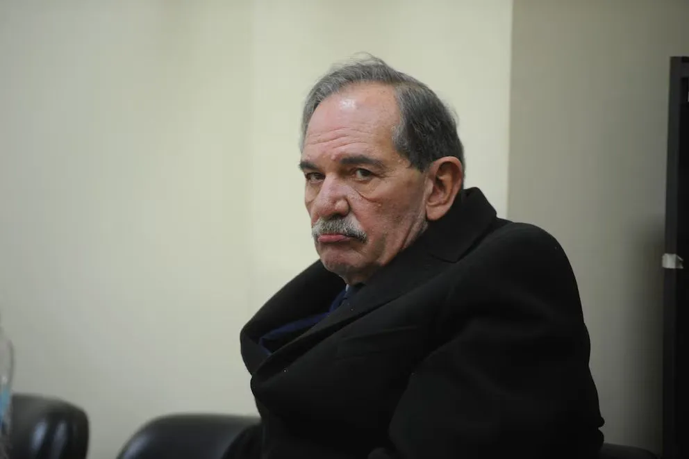 Alperovich ya está cumpliendo su prisión domiciliaria en su ...