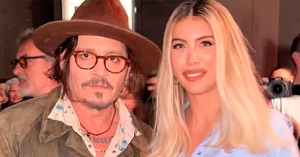 Con quién confundió Jhonny Deep a Wanda Nara y por qué aceptó sacarse ...