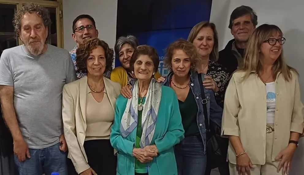 Murió Nelda Pilía, una reconocida docente de la Comarca Viedma ...
