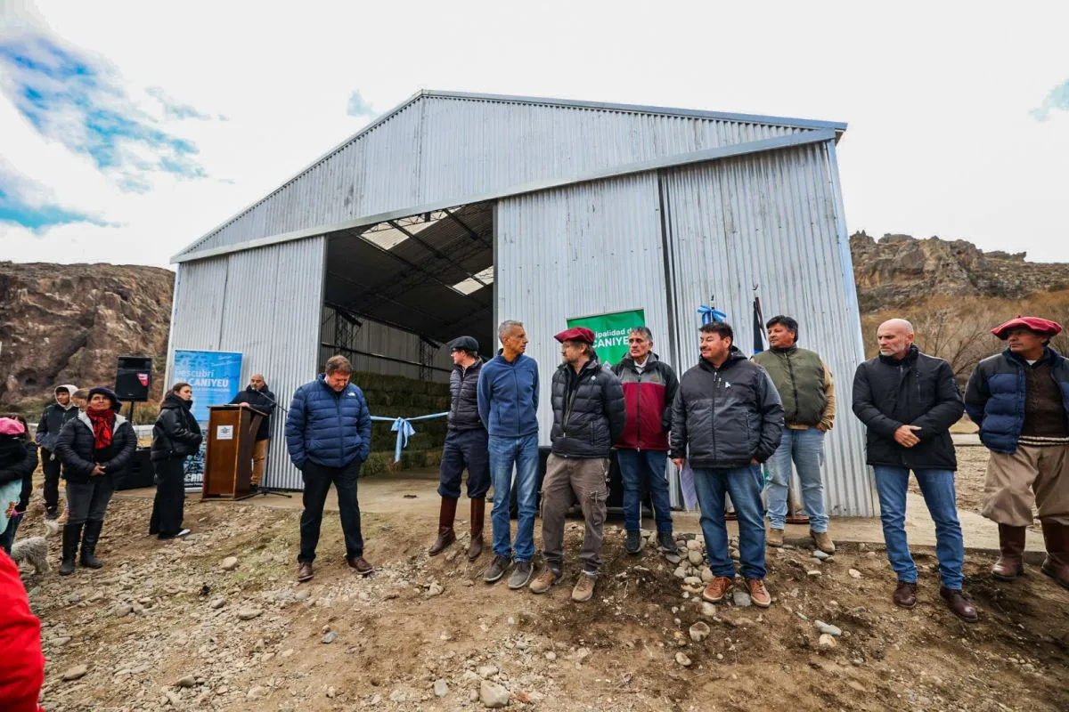 Río Negro inauguró un galpón de acopio para productores de Pichi Leufú ...